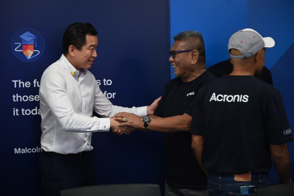 Opening of second Acronis computer classroom in HCSA Highpoint Halfway ...