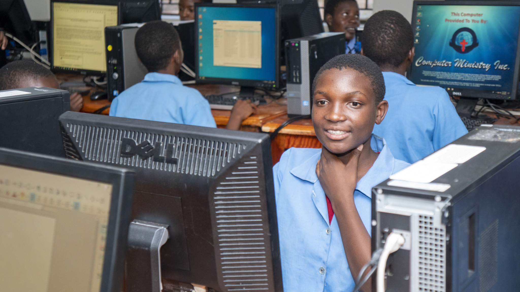 Unlocking new horizons for 400 children with a new computer classroom ...